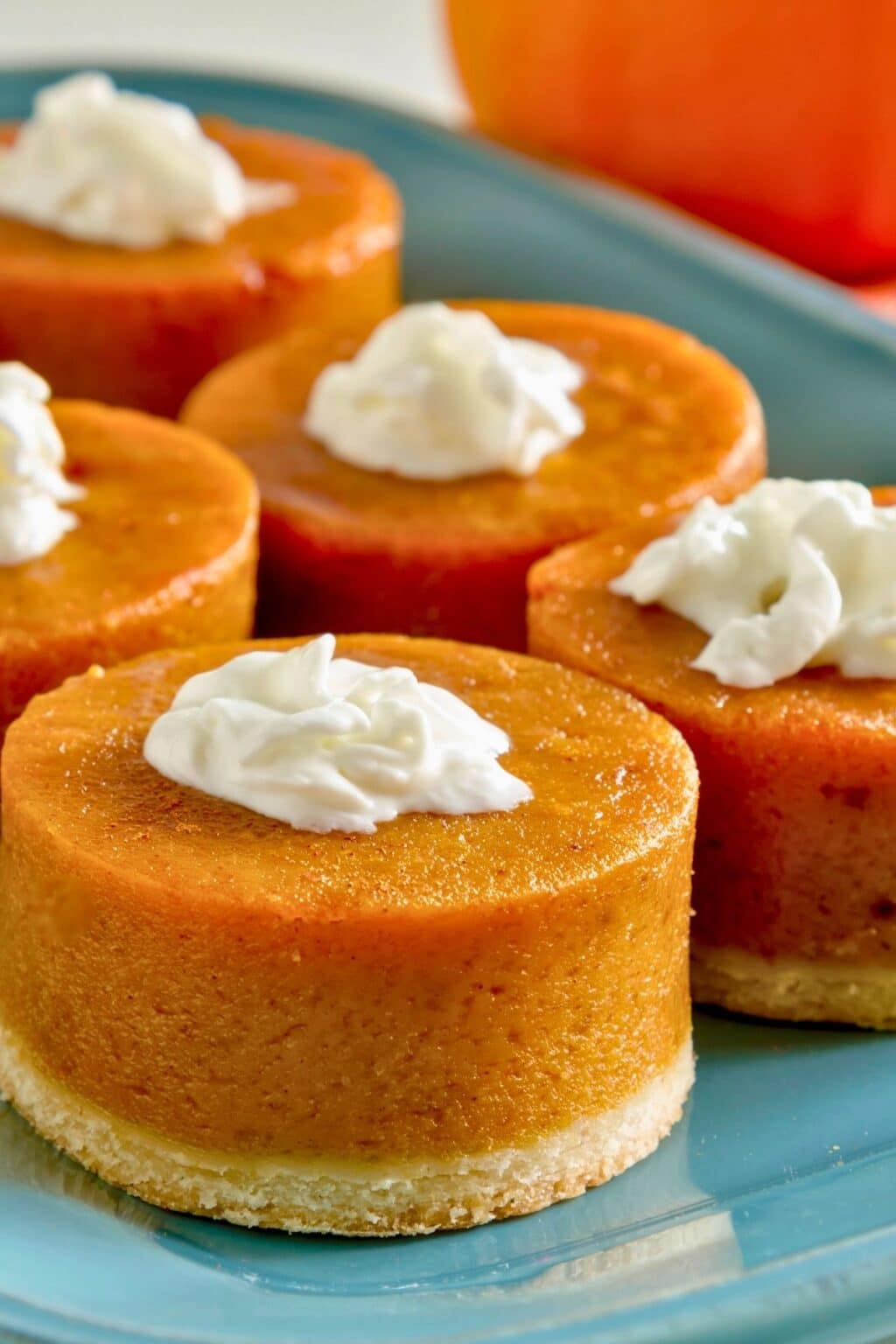 11 Cute & Cozy Fall Baby Shower Themes for 2026